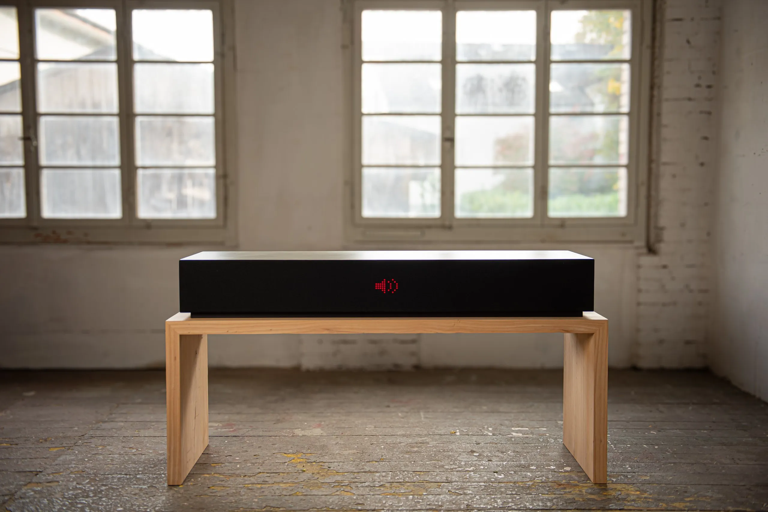 Soundbar za půl milionu? LIVEBOX se vrací s ambicí přepsat pravidla ...